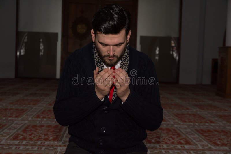 Muslim man pray stock image. Image of holybook, belief - 89040649