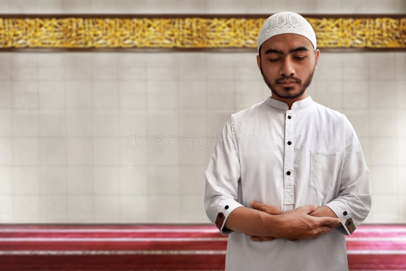 Muslim Man Praying in Mosque Stock Image - Image of mercy, clothing ...