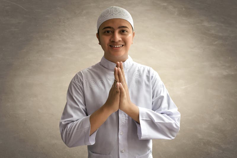Old muslim man smiling stock photo. Image of culture - 92430274