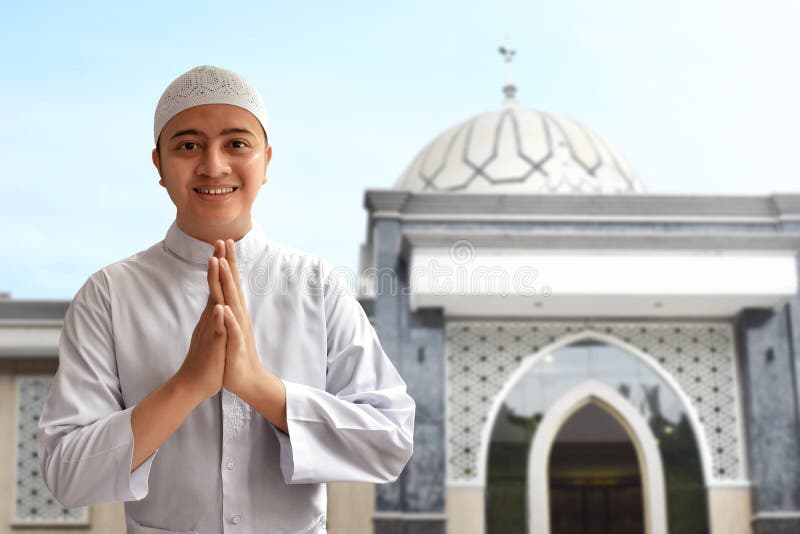 Muslim man smiling stock photo. Image of pose, pray, happy - 90695968