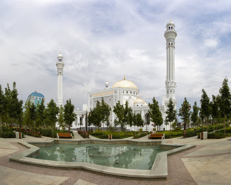 The Largest Mosque in Europe Opened in Chechnya Stock Image - Image of ...