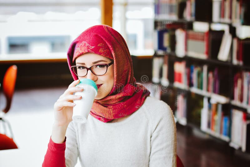 Muslim Woman at the Library Stock Image - Image of library, arab: 70959901