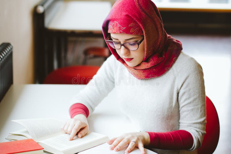 Muslim Woman at the Library Stock Photo - Image of portrait, modern ...