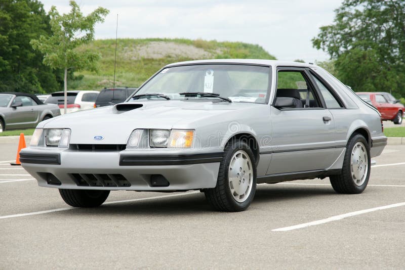 Late Model Mustang Convertible Editorial Photo - Image of unique, shine ...