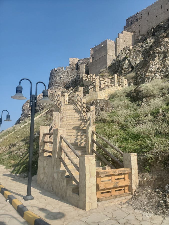 Mutrah Castle Fort, Muscat, Oman Stock Image - Image of oman, building ...