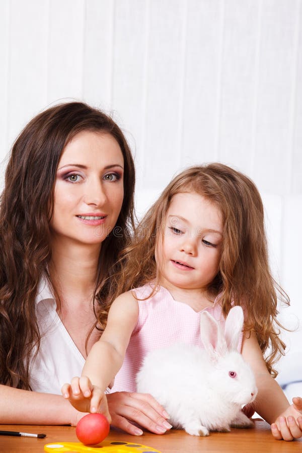 Mutter und Kind stockfoto. Bild von farbe, mamma, liebe - 18991802