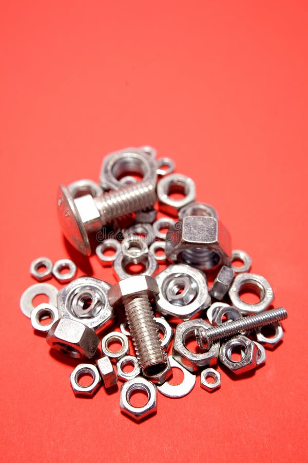 Muttern und Schrauben stockfoto. Bild von gewinde, auszug - 3395092