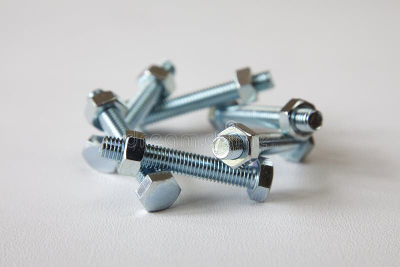 Muttern - und - Schrauben stockfoto. Bild von nichtrostend - 13864442
