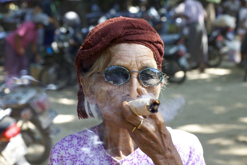 Myanmar Burma Woman Cheroot Cigar Editorial Photography - Image of ...