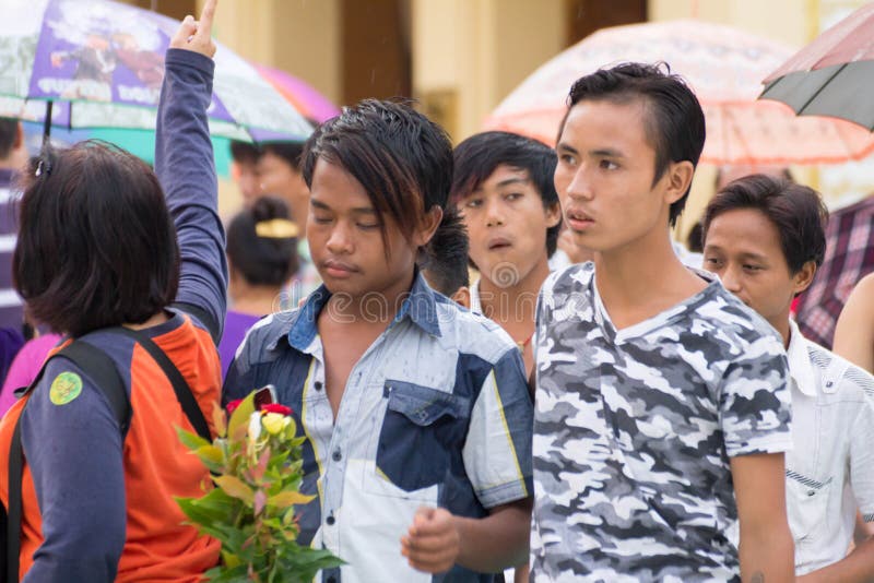 Myanmar people editorial photography. Image of dressed - 46593972