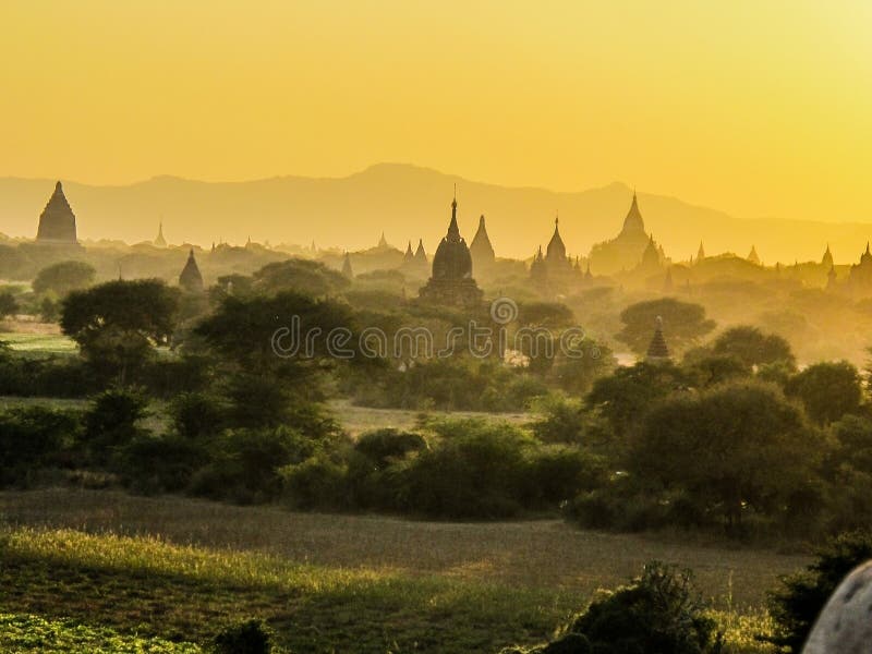 Myanmar Temples in the Summer Editorial Photo - Image of heads ...