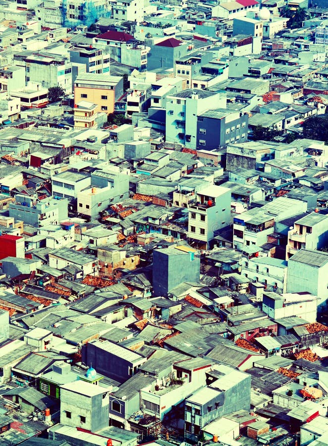 Fattiga hus ovanför havet arkivfoto. Bild av indonesisk - 66643034