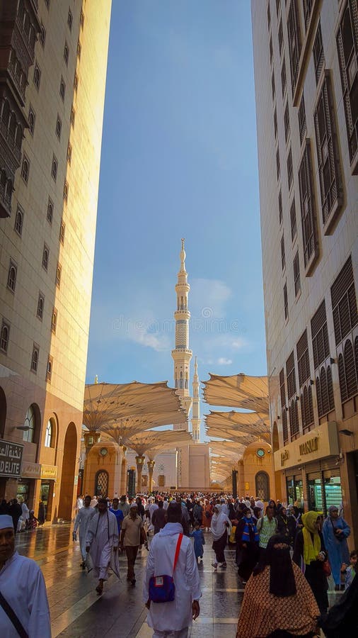 Nabawi mosque after rainy editorial image. Image of building - 267204580