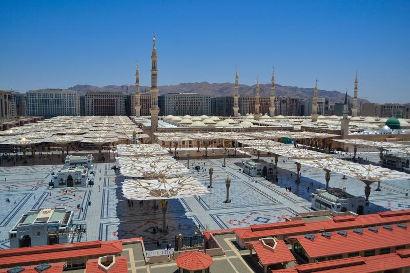 Nabawi Mosque west side stock image. Image of asia, moslem - 25357237