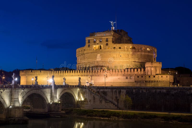 ` Angelo Castle Roms Sant Bis Zum Nacht Stockbild - Bild von europa ...