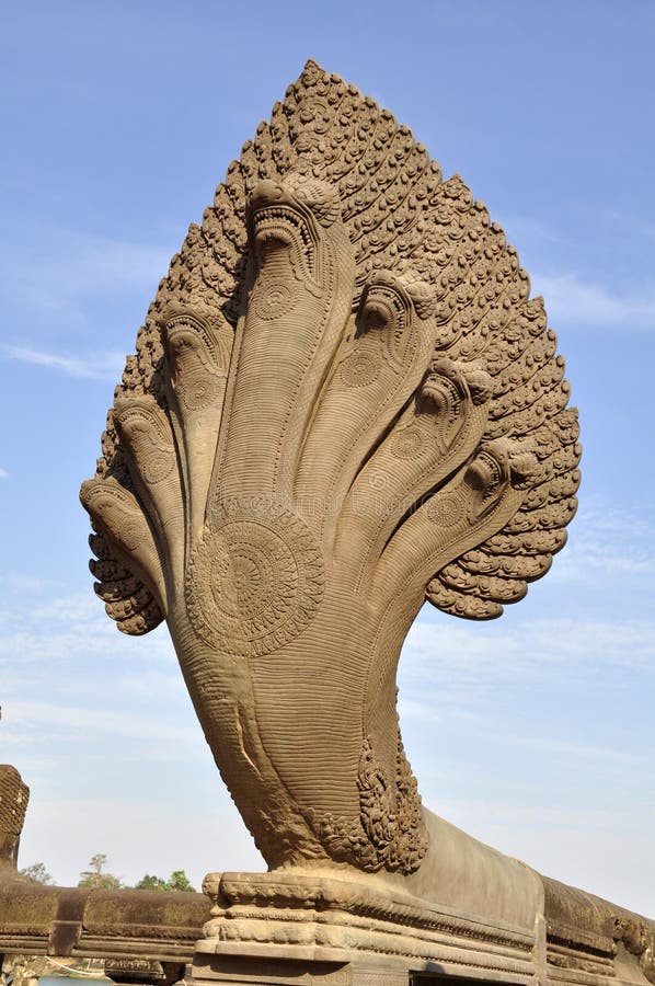 Naga d'Angkar Wat image stock. Image du historique, oriental - 38120681