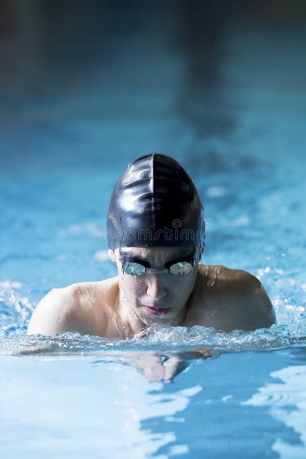 Jeune Nageur Masculin Image. Image: 1819725
