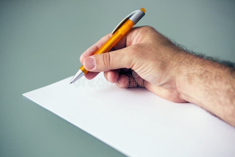 Nahaufnahme Der Hand Mit Stift Und Papier Stockfoto - Bild von ...