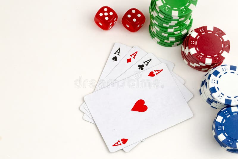 Naipes De Ace Con Los Dados Rojos Foto de archivo - Imagen de juego ...