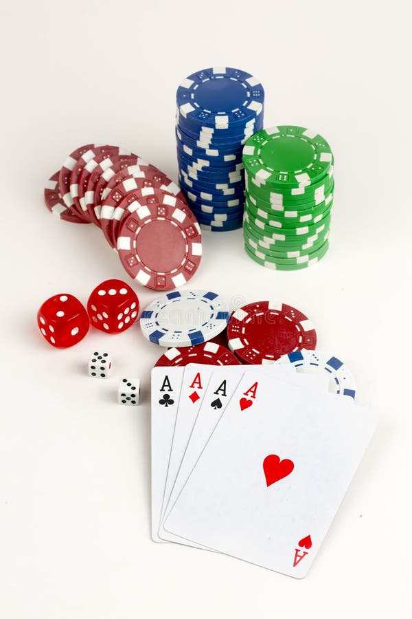 Naipes De Ace Con Los Dados Rojos Foto de archivo - Imagen de juego ...