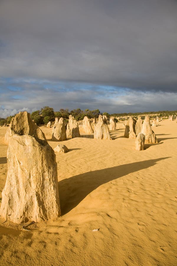 Pinnacles Western Australia Stock Image - Image of outcrop, western ...