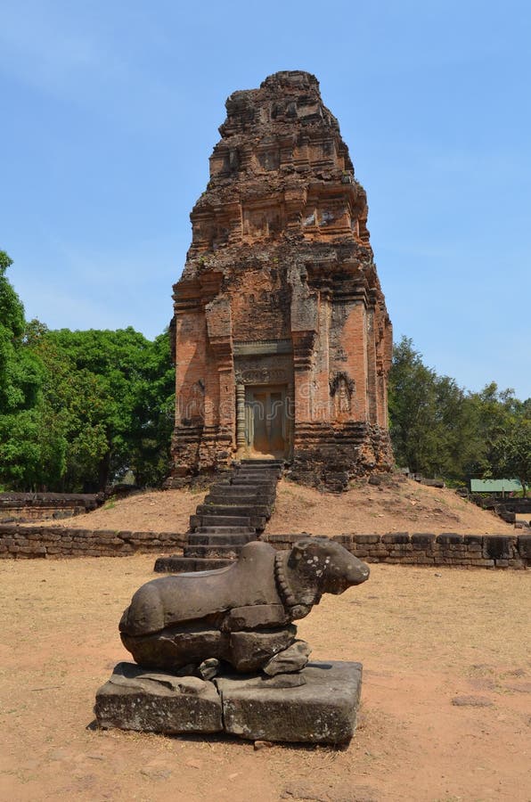 Nandi at Preah Ko in Angkor Stock Image - Image of asia, roluos: 46695477
