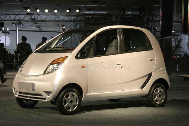 Nano at Auto Expo in Delhi, Editorial Image - Image of shiny, tata: 4009525