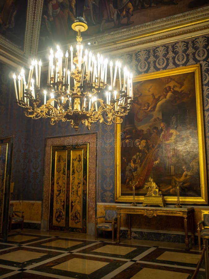 Naples Royal Palace editorial photography. Image of campania - 304463237