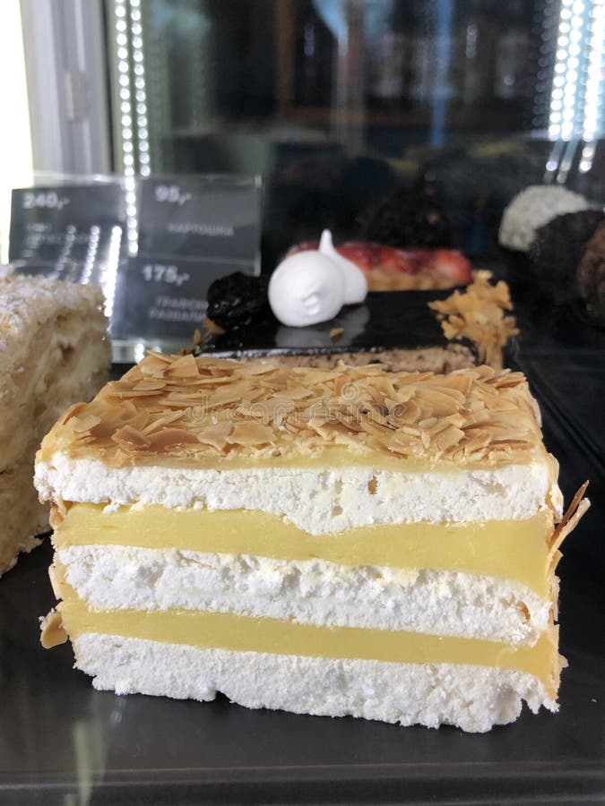 Napoleon Cake with Vanilla Cream Stock Photo - Image of summer, fresh ...