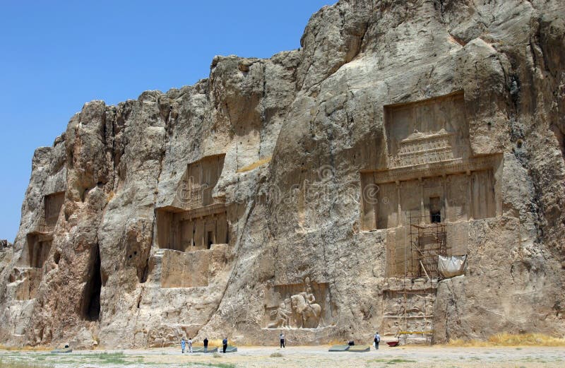 Naqsh-e Rustam, Una Necrópolis Antigua En Irán Imagen de archivo ...