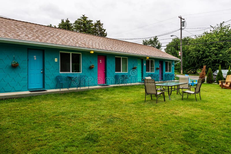 742 Small Town Motel Stock Photos - Free & Royalty-Free Stock Photos ...