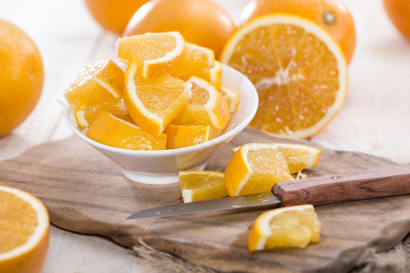 Naranjas rebanadas imagen de archivo. Imagen de copia - 22911981