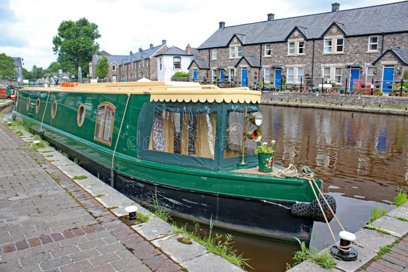Narrow Boat in Brecon Canal Basin Stock Image - Image of narrow ...