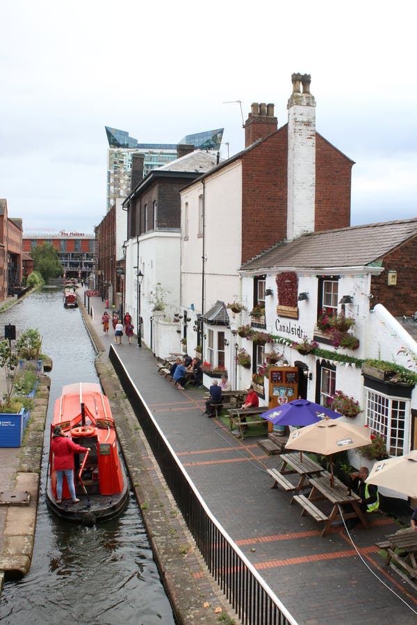 Narrow Boat Passing Canalside Pub Gas Street Basin Editorial ...