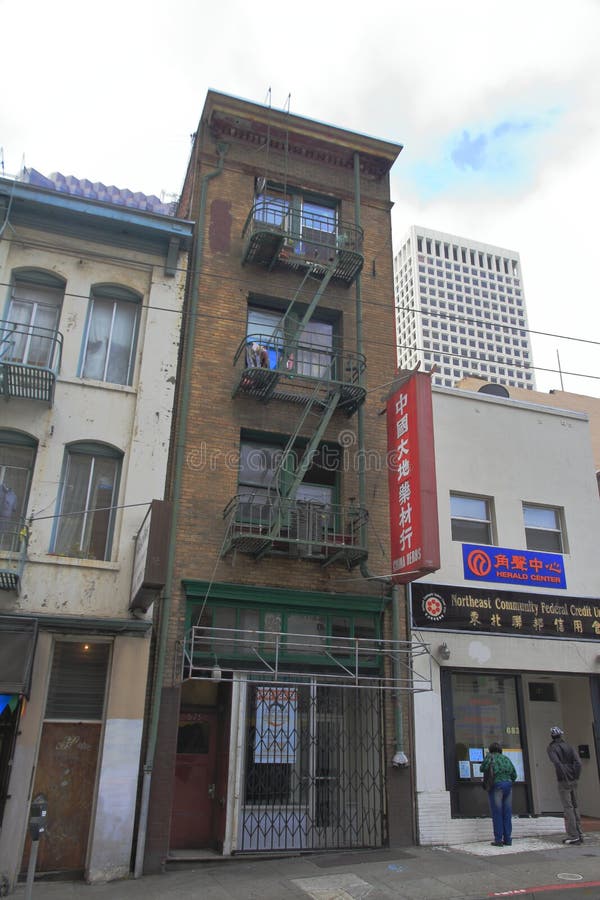 Narrow building walkway stock image. Image of passageway - 4666213