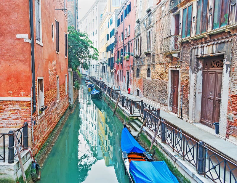 Narrow green canal stock image. Image of outdoors, italy - 37512741