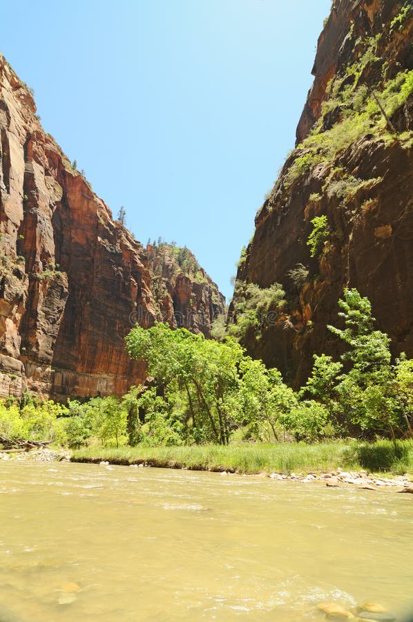 The Narrows Trail stock photo. Image of geology, terrain - 7120804