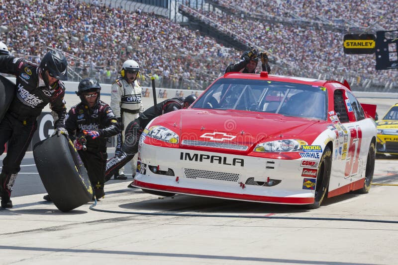 NASCAR 2012: Sprint Cup Series FedEx 400 Editorial Photo - Image of ...