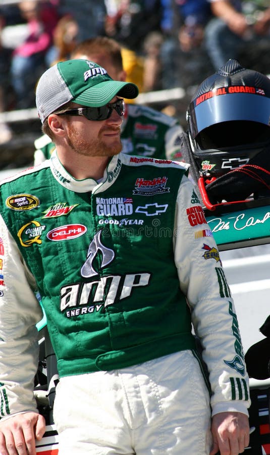 Ralph Dale Earnhardt editorial stock image. Image of drivers - 9087564