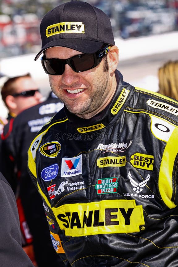 NASCAR Driver Elliott Sadler Editorial Photography - Image of drive ...