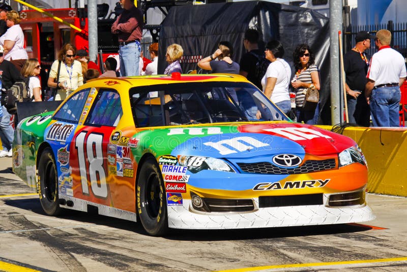 NASCAR - Kyle Buschs #18 Snickers-Auto Redaktionelles Foto - Bild von ...