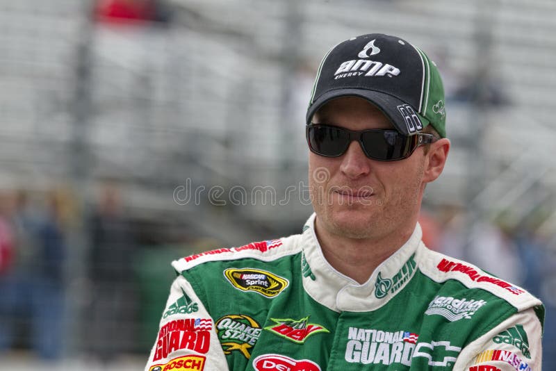 Ralph Dale Earnhardt editorial stock image. Image of drivers - 9087564