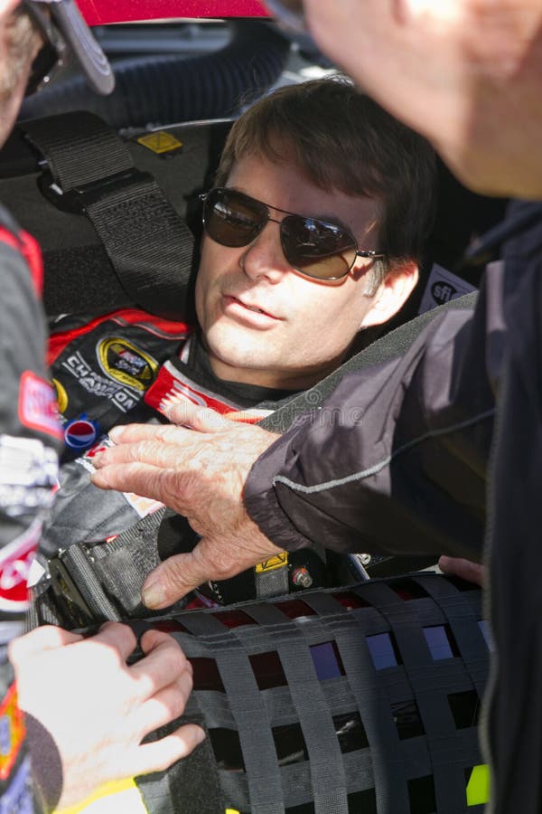 Grubenanschlag NASCARS Jeff-Gordons Auf Grubenweg Redaktionelles Bild ...