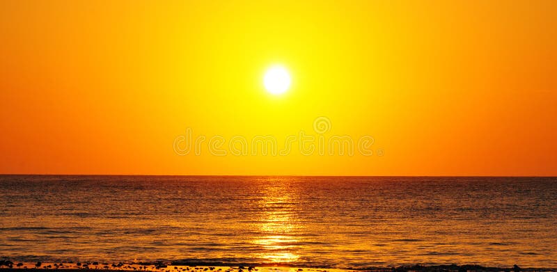 Nascer do sol imagem de stock. Imagem de paisagem, colorido - 23454211