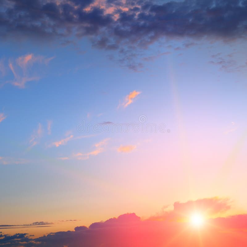 Nascer do sol bonito foto de stock. Imagem de paisagem - 42567852
