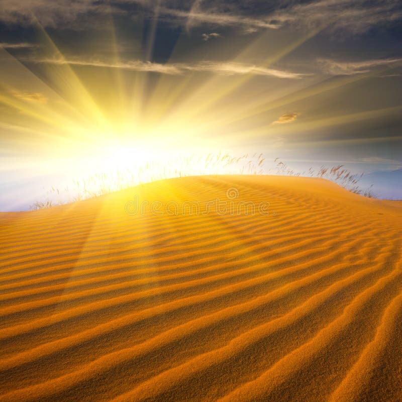 Nascer do sol no deserto foto de stock. Imagem de paisagem - 16673632