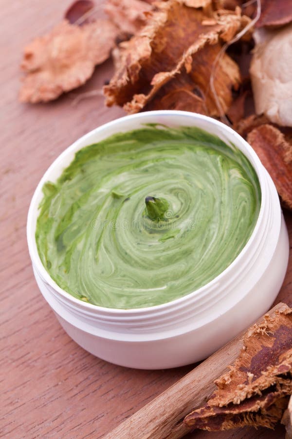 Nata Do Creme Hidratante Do Bem-estar Imagem de Stock - Imagem de fundo ...