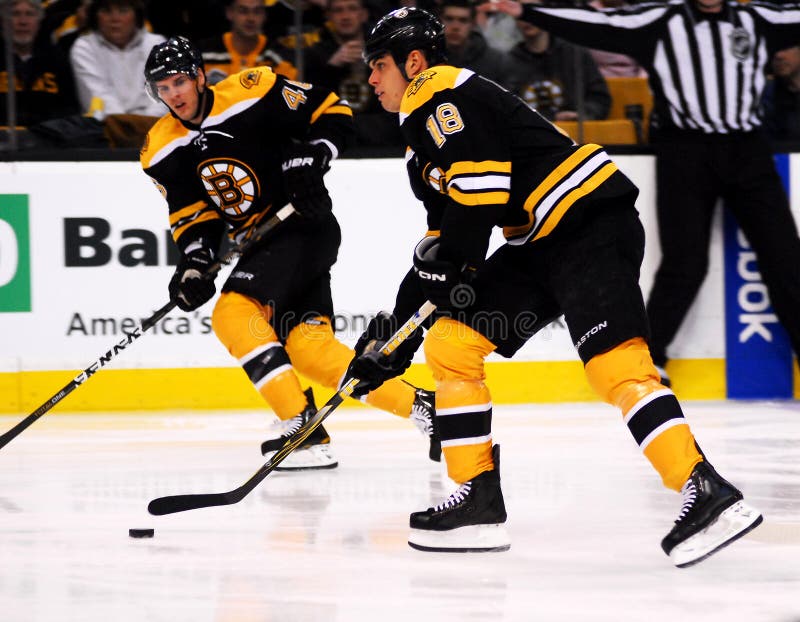 Nathan Horton Boston Bruins #18 Editorial Stock Image - Image of bruins ...