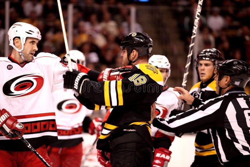 Nathan Horton Boston Bruins Editorial Image - Image of game, athletes ...