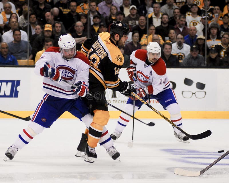 Nathan Horton Boston Bruins Editorial Image - Image of helmet, sports ...